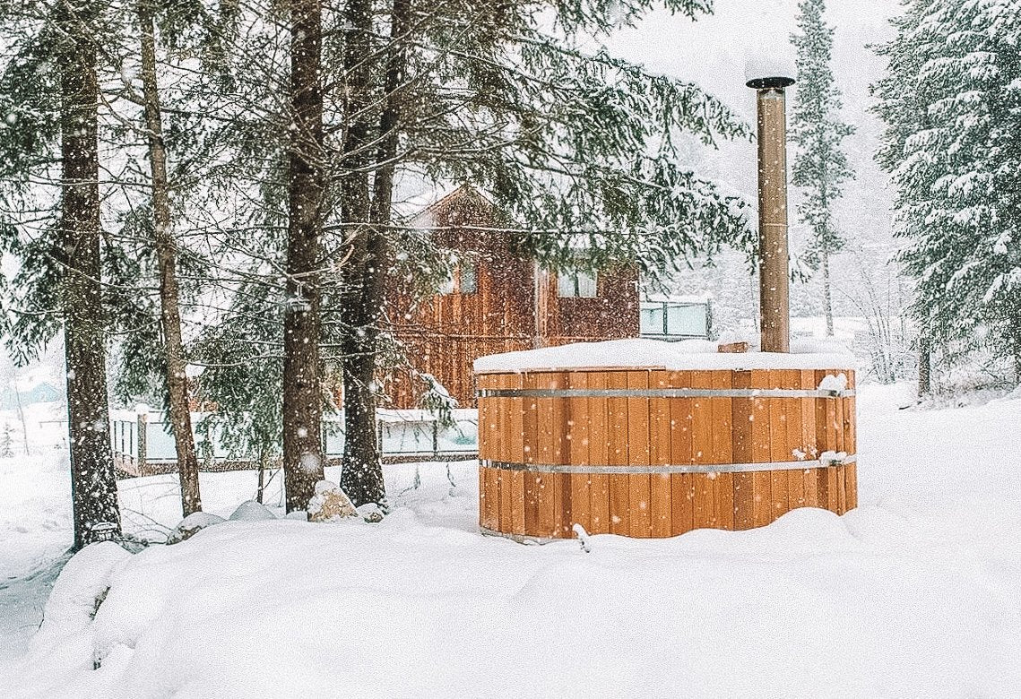 Bralorne Adventure Lodge, Bralorne BC – AlumiTubs